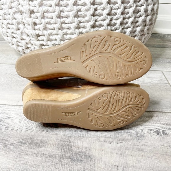 Earth | Shoes | Earth Curvet Leather Wedge Heel Sandals Biscuit Tan ...